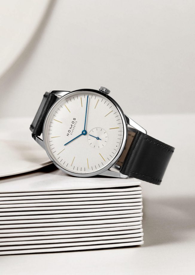 Top 15 Best Minimalist Watches to Buy - The Modest Man