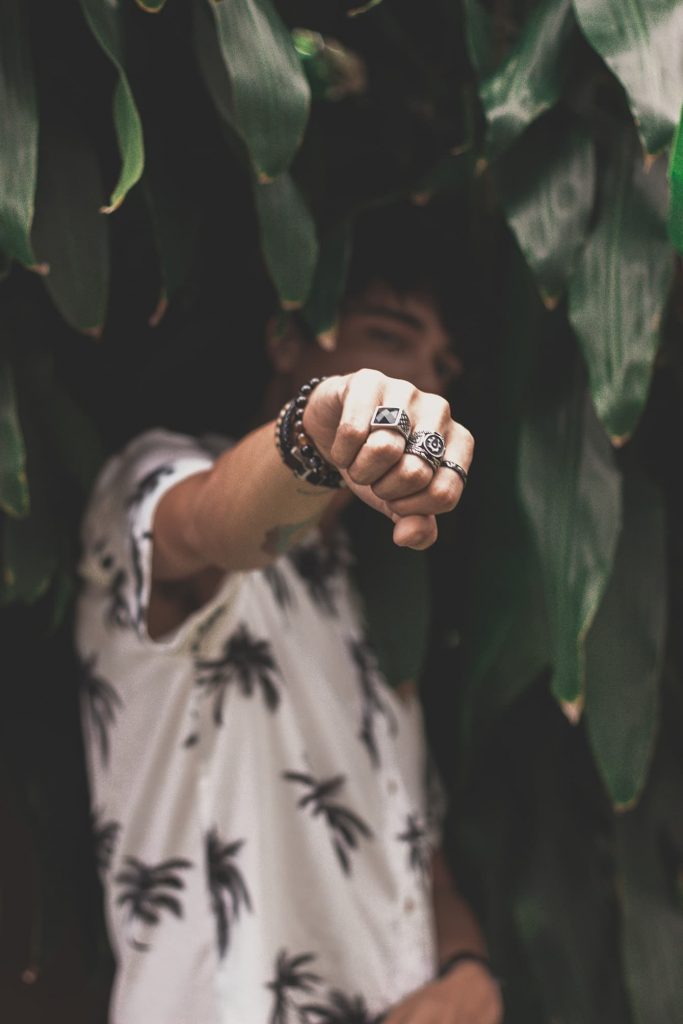 A Guide to Rings for Men: What Rings Mean on Each Finger