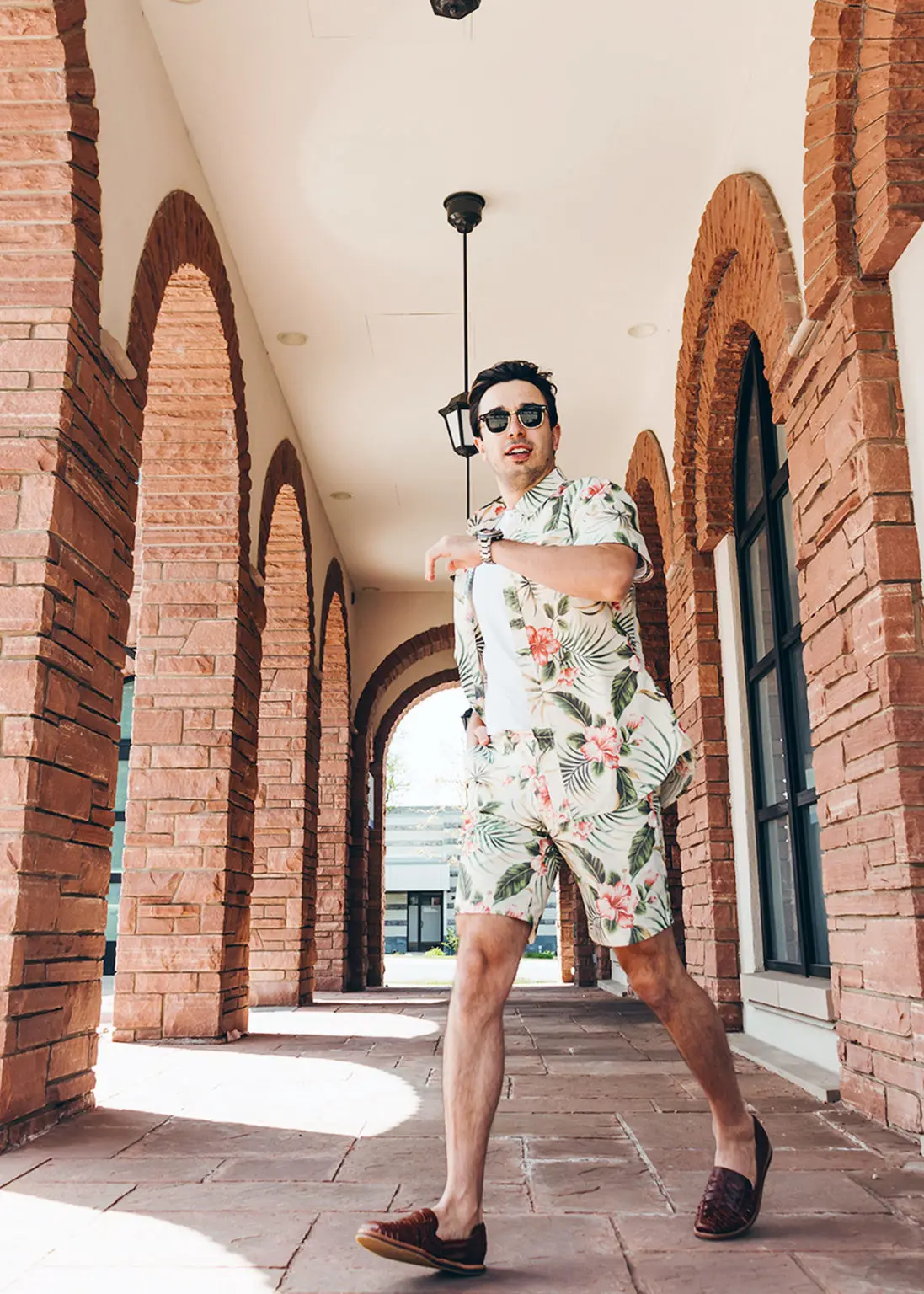 How to Wear Floral Prints: 13 Different Outfit Ideas for Men