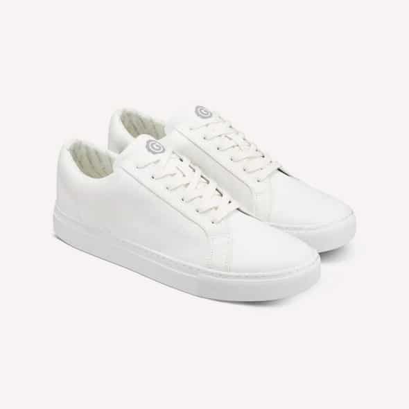 The 15 Best Canvas Sneakers for Guys Who Care About Style
