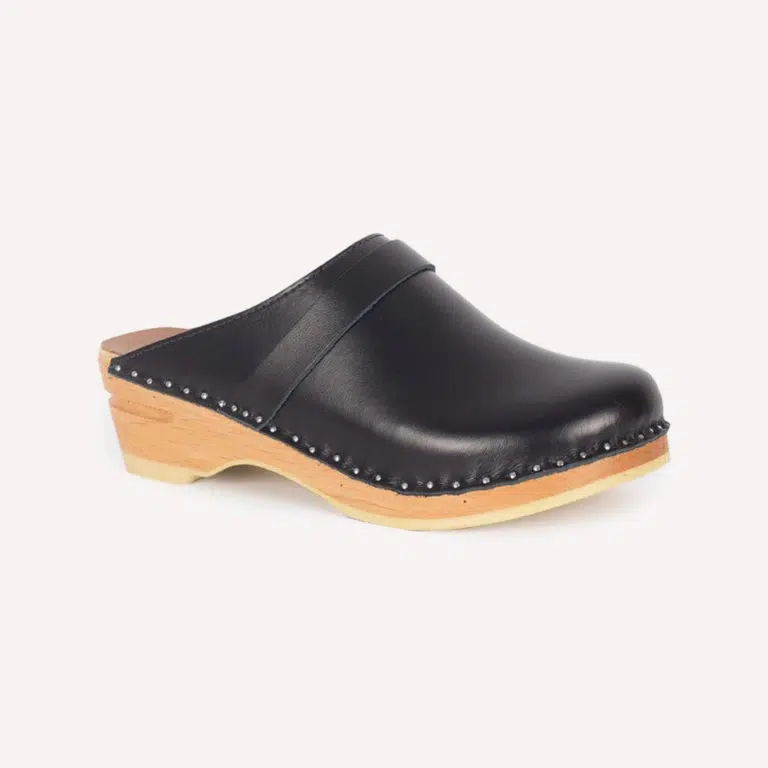 Clogs for Men: 15 Cool Options to Choose From - The Modest Man