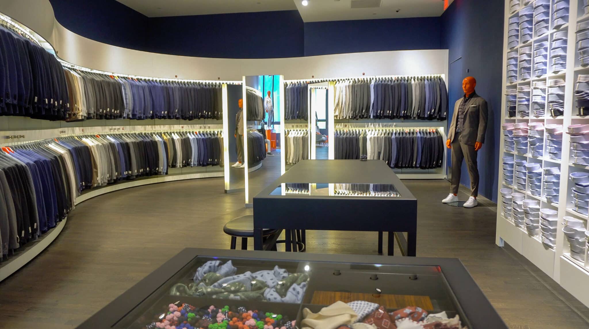 Suitsupply Shopping Experience & Try-On (13+ Outfit Examples) - The ...