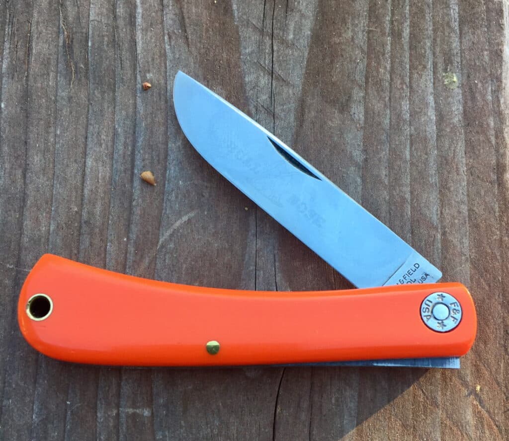 Complete Guide to Types of EDC Knives (2023)