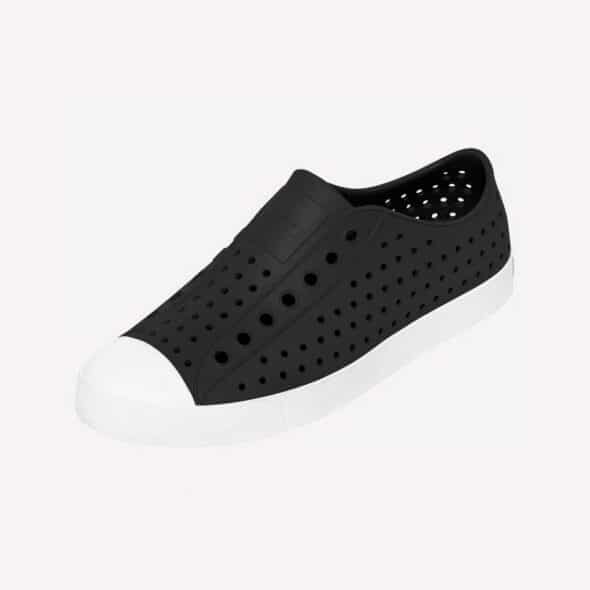 11 Best Crocs Alternatives for Guys