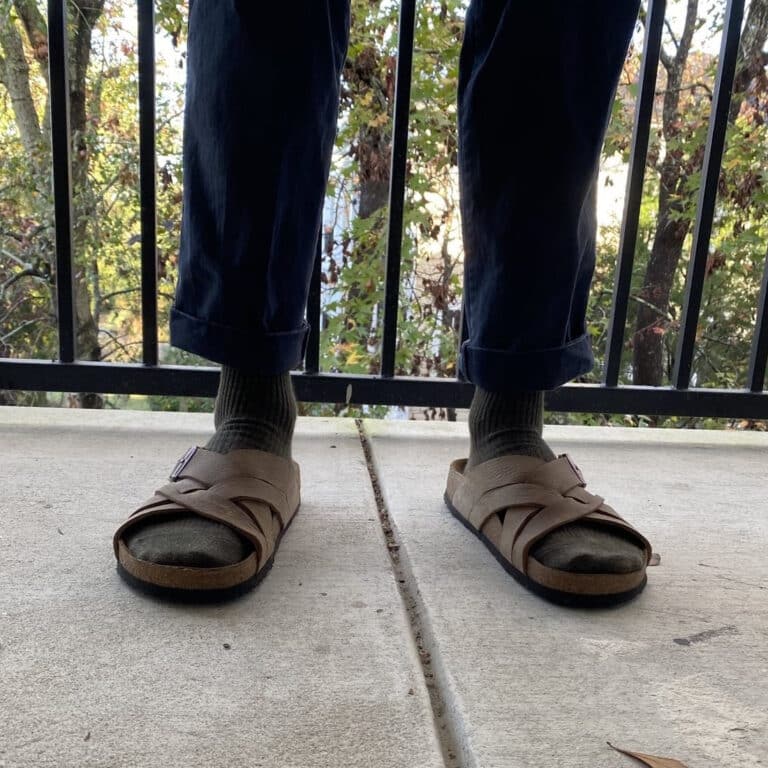 12 Types of Mens Sandals (The Rundown)