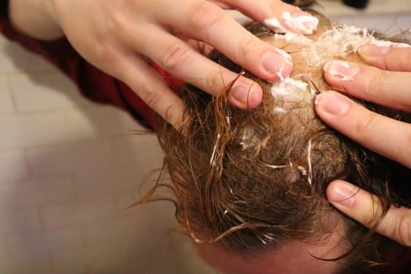 How to Properly Wash Your Hair (for Men)