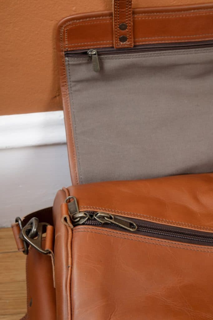 Buffalo Jackson Roosevelt Buffalo Leather Travel Duffle Bag Review ...