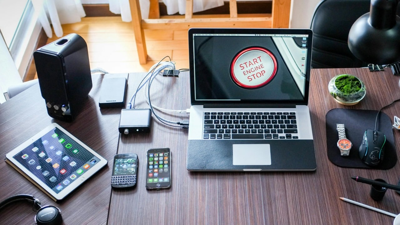 6 Smart Tech Options To Boost Your Wellness - The Modest Man
