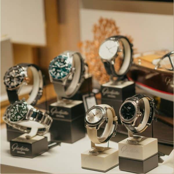 10 High End Vintage Watches That Collectors Go Crazy For