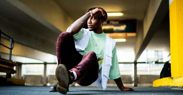 15 Ways Men Can Experiment with Color (Without Looking Like a Clown ...