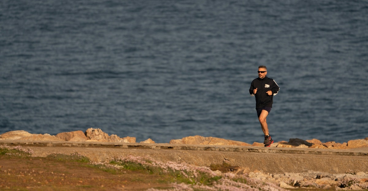 4 Exercises Men Should Do Every Day to Stay Fit