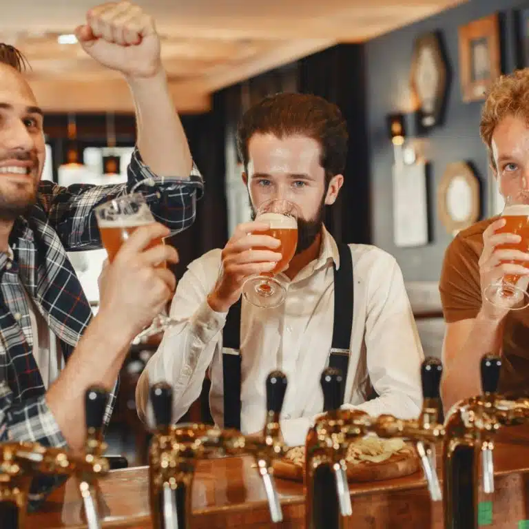 15 Tips for Making Friends as an Adult