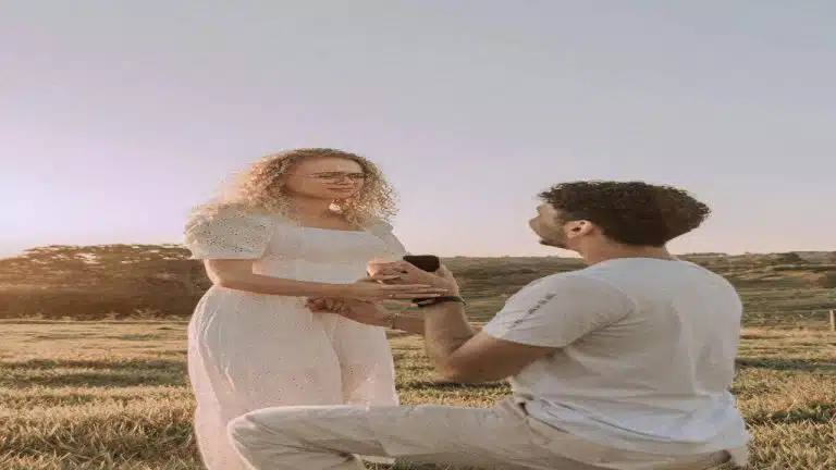 What Makes a Man Ready to Propose? 14 Real Answers - The Modest Man