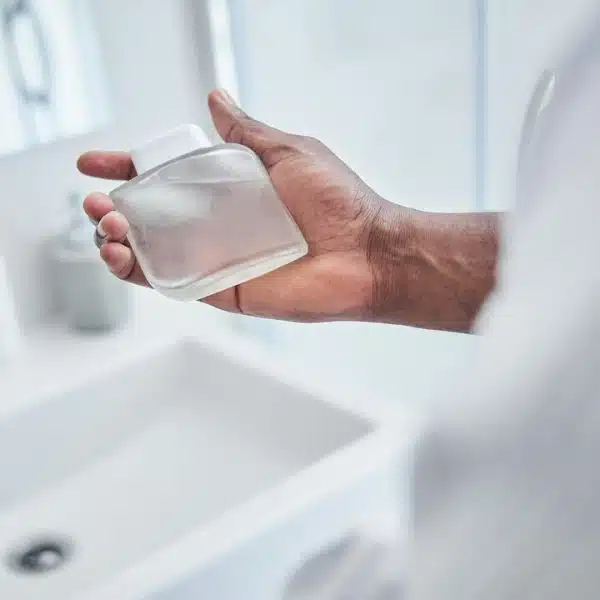 Pulse Points for Cologne: How To Apply Scents the Right Way - The ...