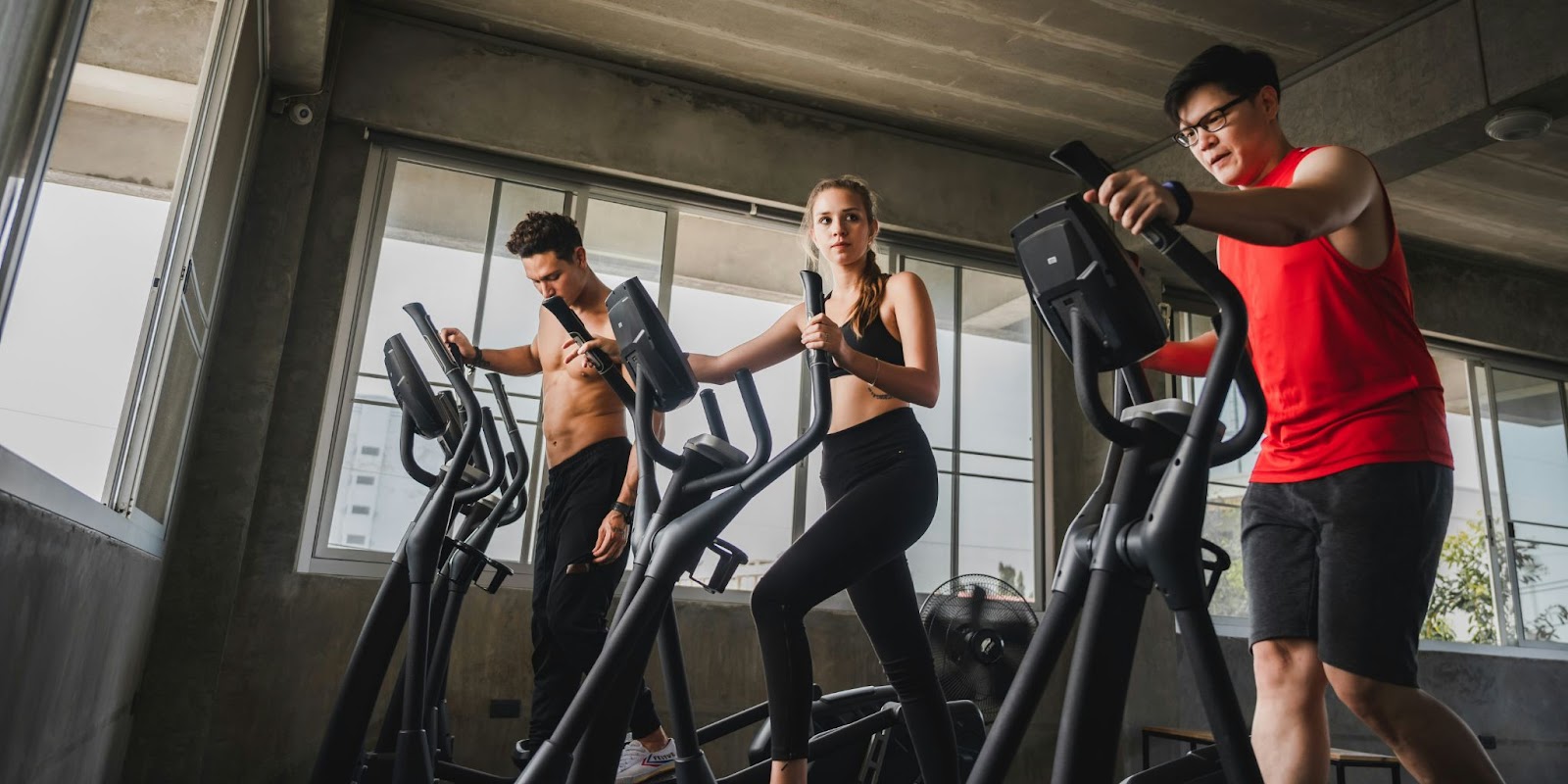 13 Subtle Signs of Jealousy Men Often Miss - The Modest Man