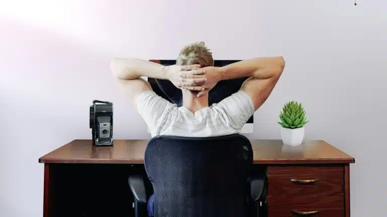 10 Quick Stress-Busters You Can Do at Your Desk in 5 Minutes or Less ...