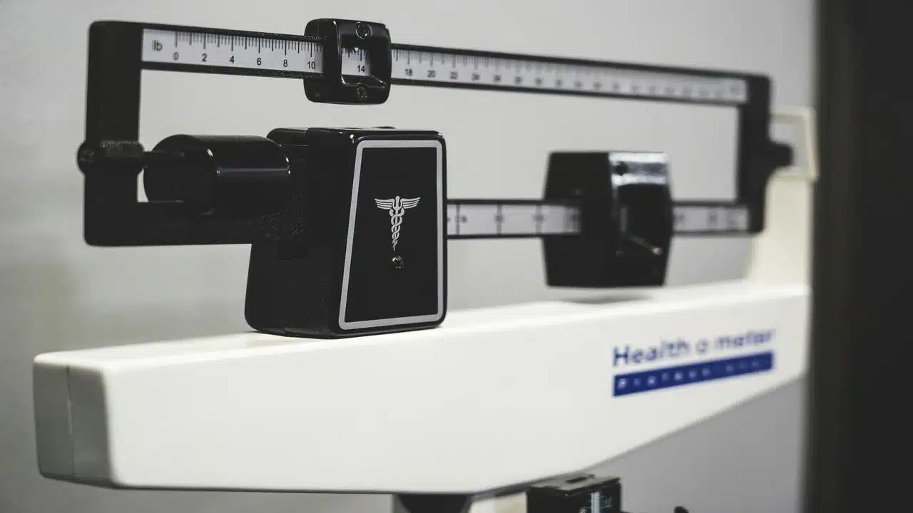 15 Doctor-Approved Hacks to Get Fit After 40 Without Living in the Gym ...