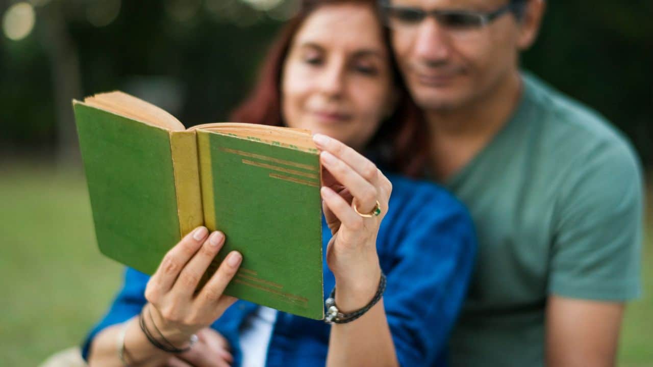 20 Effective and Realistic Ways to Keep Your Partner Interested - The ...