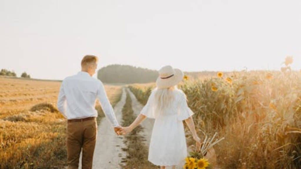16 Healthy Habits Men in Strong Relationships Practice Daily - The ...