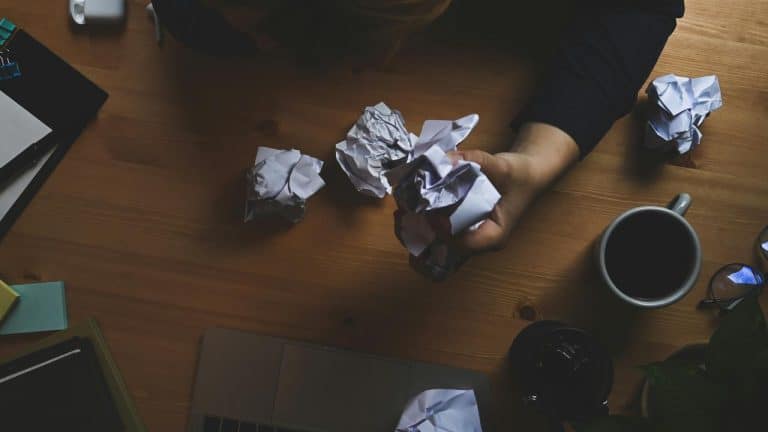 17 Daily Habits That Are Slowly Destroying Your Health - The Modest Man
