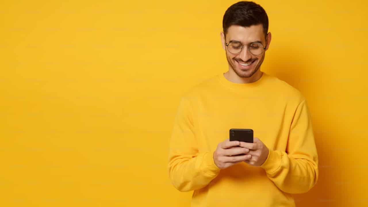 17 Ways Modern Men Are Redefining Love and Money - The Modest Man