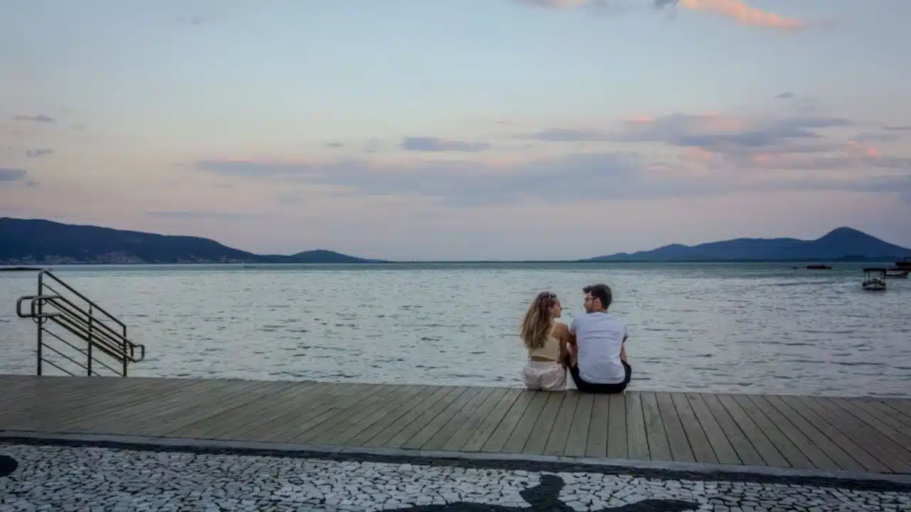 17 Ways Modern Men Are Redefining Love and Money - The Modest Man