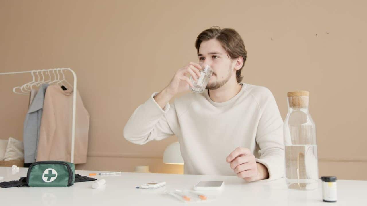 18 Reasons Why Men Need to Hydrate More Than Women - The Modest Man
