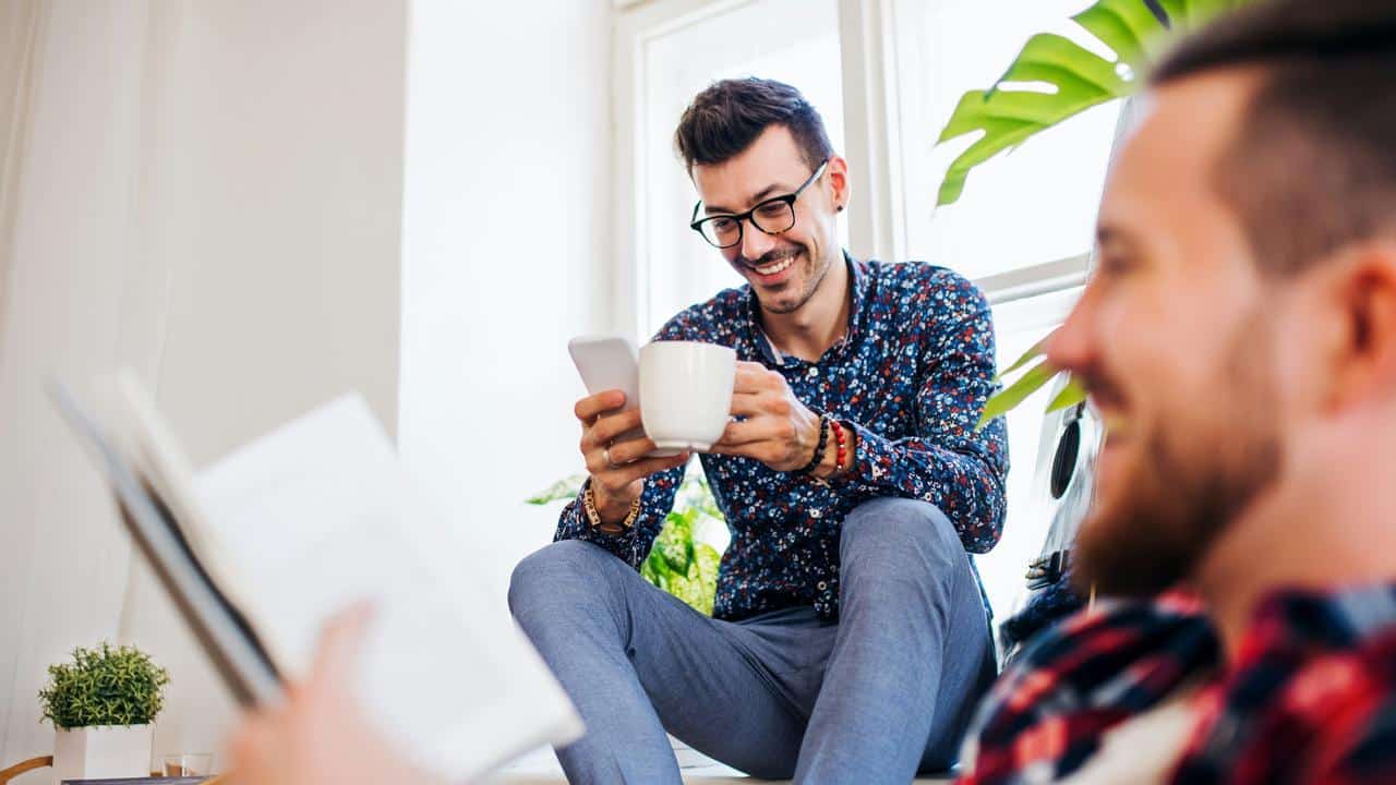 20 Traits of Charismatic Dudes Who Command Respect - The Modest Man