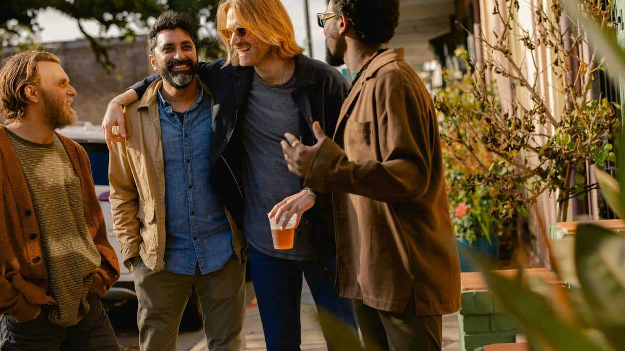 20 Traits of Charismatic Dudes Who Command Respect - The Modest Man