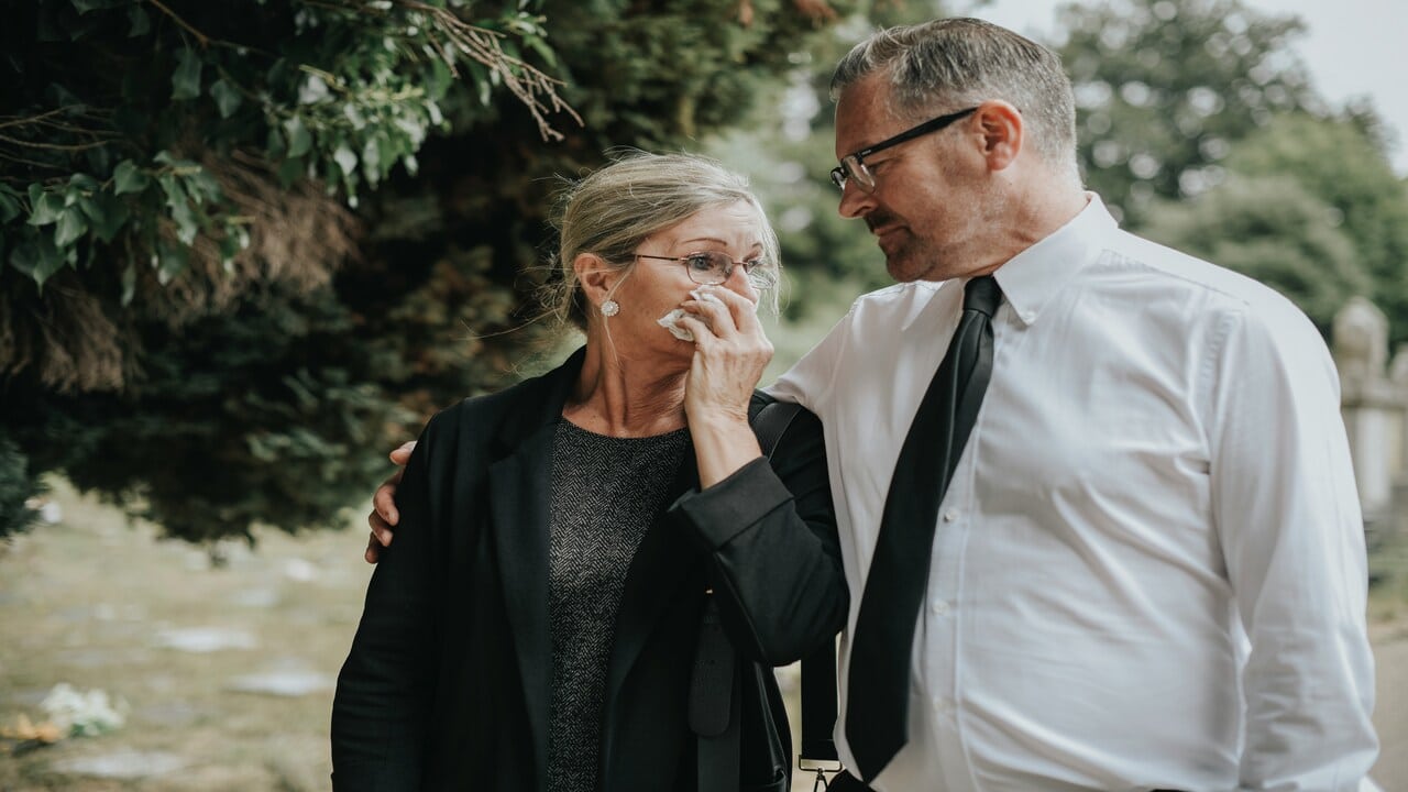 17 Things Highly Respected Men Do Differently - The Modest Man
