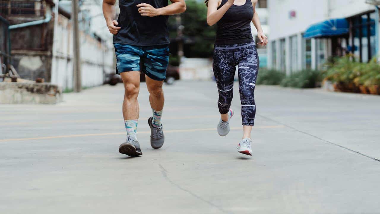 How to Set Relationship Goals Together (and Actually Stick to Them ...