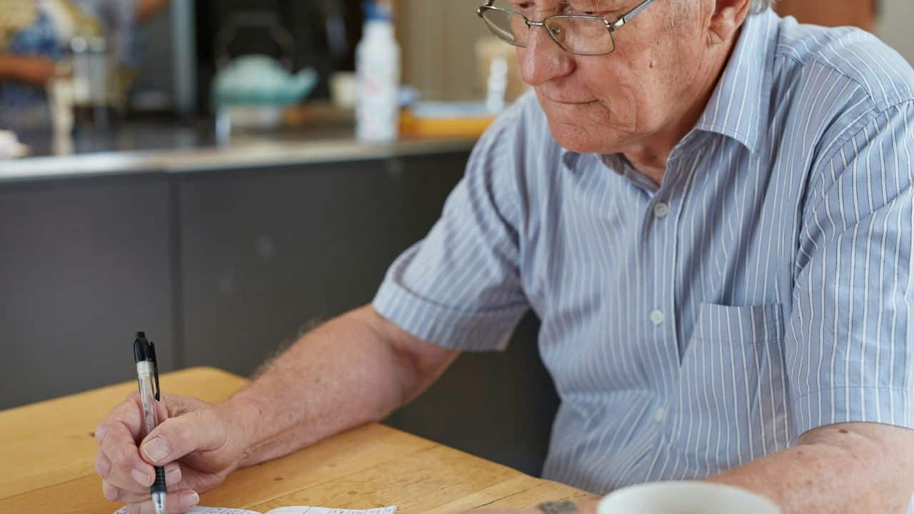 17 Confidence Tips to Reignite Your Dating Life at 50+ - The Modest Man