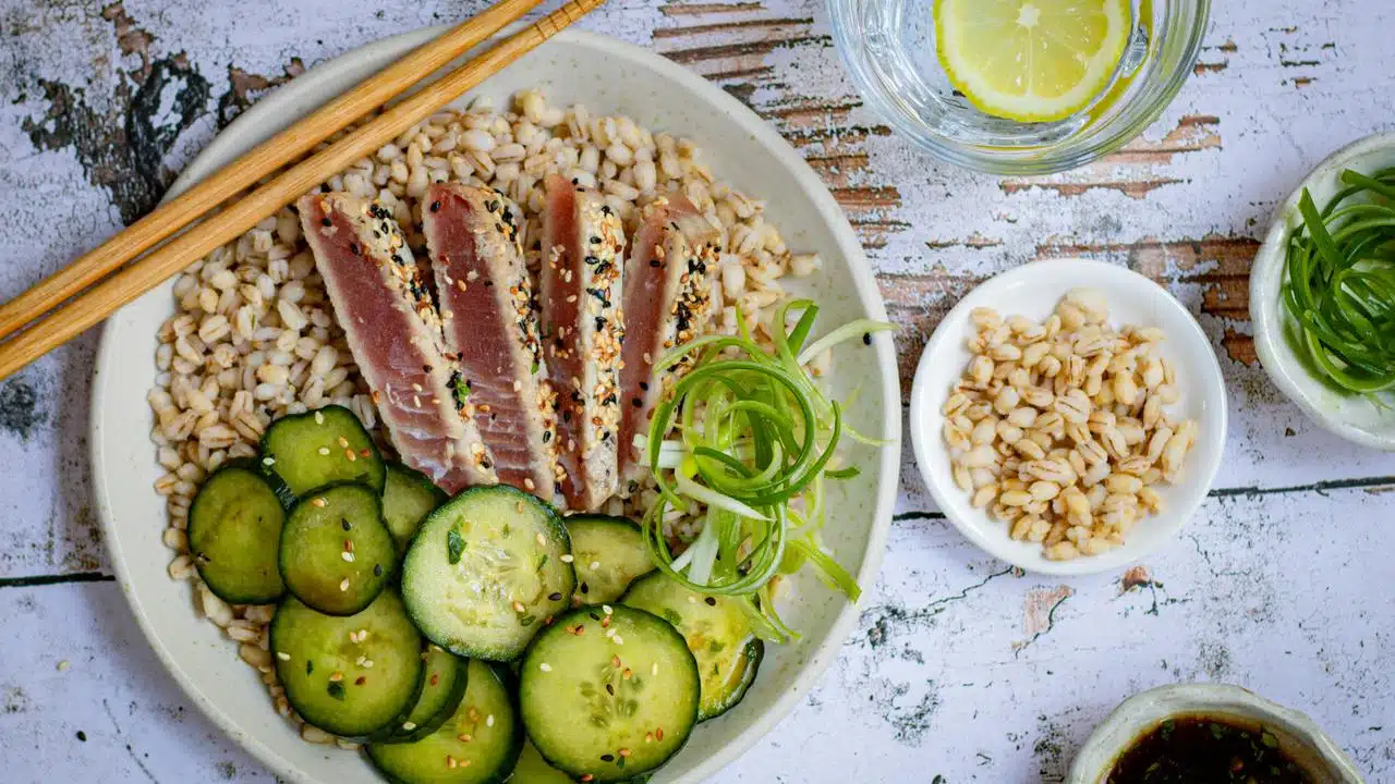 18 Unique Heart-Healthy Snacks That Aren't Sugar Bombs - The Modest Man