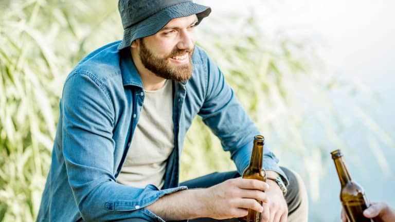 19 Reasons It's Okay to Remain Single Even in Your 40s - The Modest Man