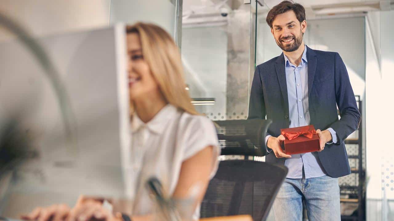 20 Reasons Why Nice Guys Always Finish Last - The Modest Man
