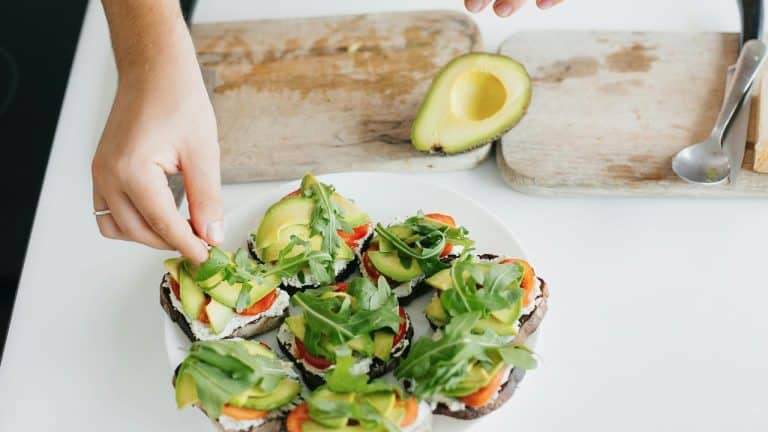 18 Unique Heart-Healthy Snacks That Aren't Sugar Bombs - The Modest Man
