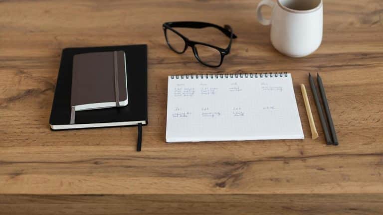 17 Genius Ways to Work Less and Still Rake in the Cash - The Modest Man