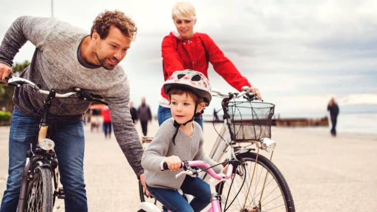 20 Ways to Be a Confident and Cool Dad - The Modest Man