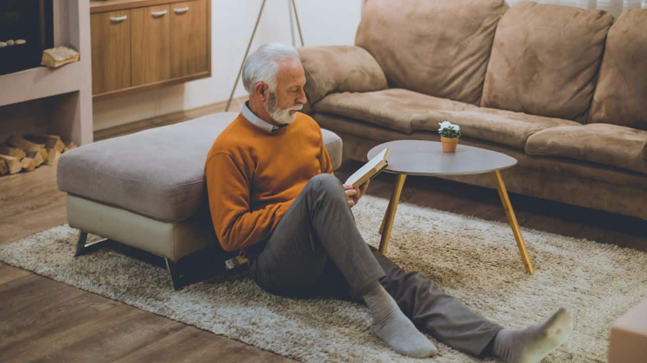 20 Lessons That Made Men Over 50 Give Up On Romance - The Modest Man
