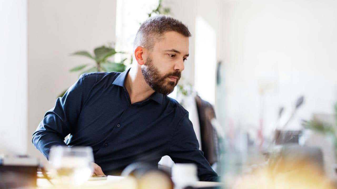 19 Reasons It's Okay to Remain Single Even in Your 40s - The Modest Man