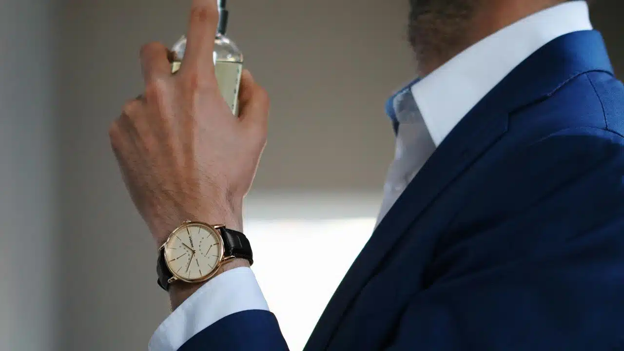 The “Broke But Stylish” Guide: 17 Ways to Look Rich on a Budget - The ...