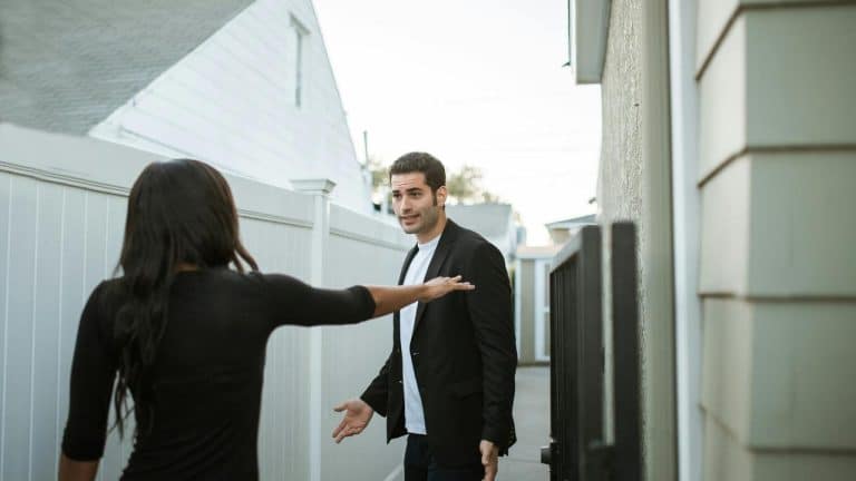 Tired of Arguing With Your Spouse? These 17 Tips Will Blow Your Mind