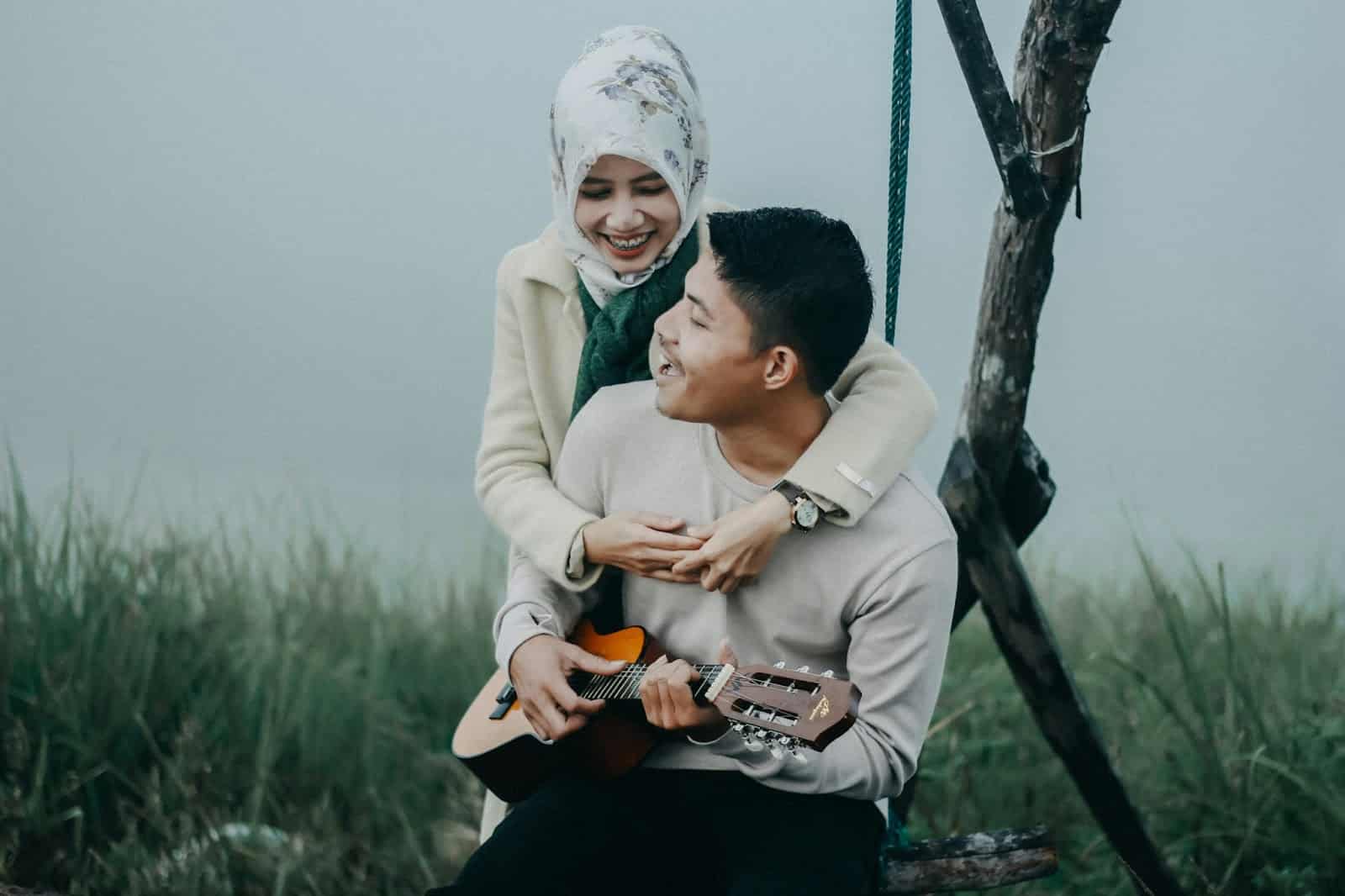 20 Moments That Prove You’re With the Right Person