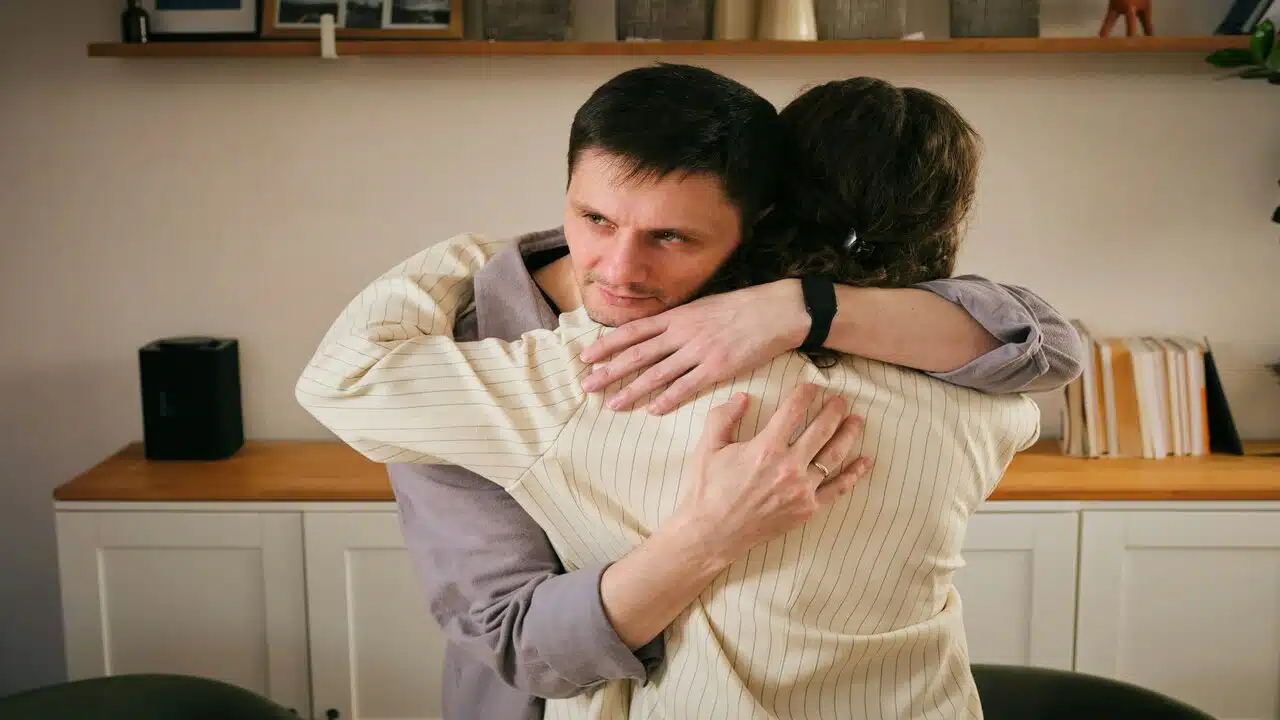 19 Things Only Secure Men Can Handle in a Relationship