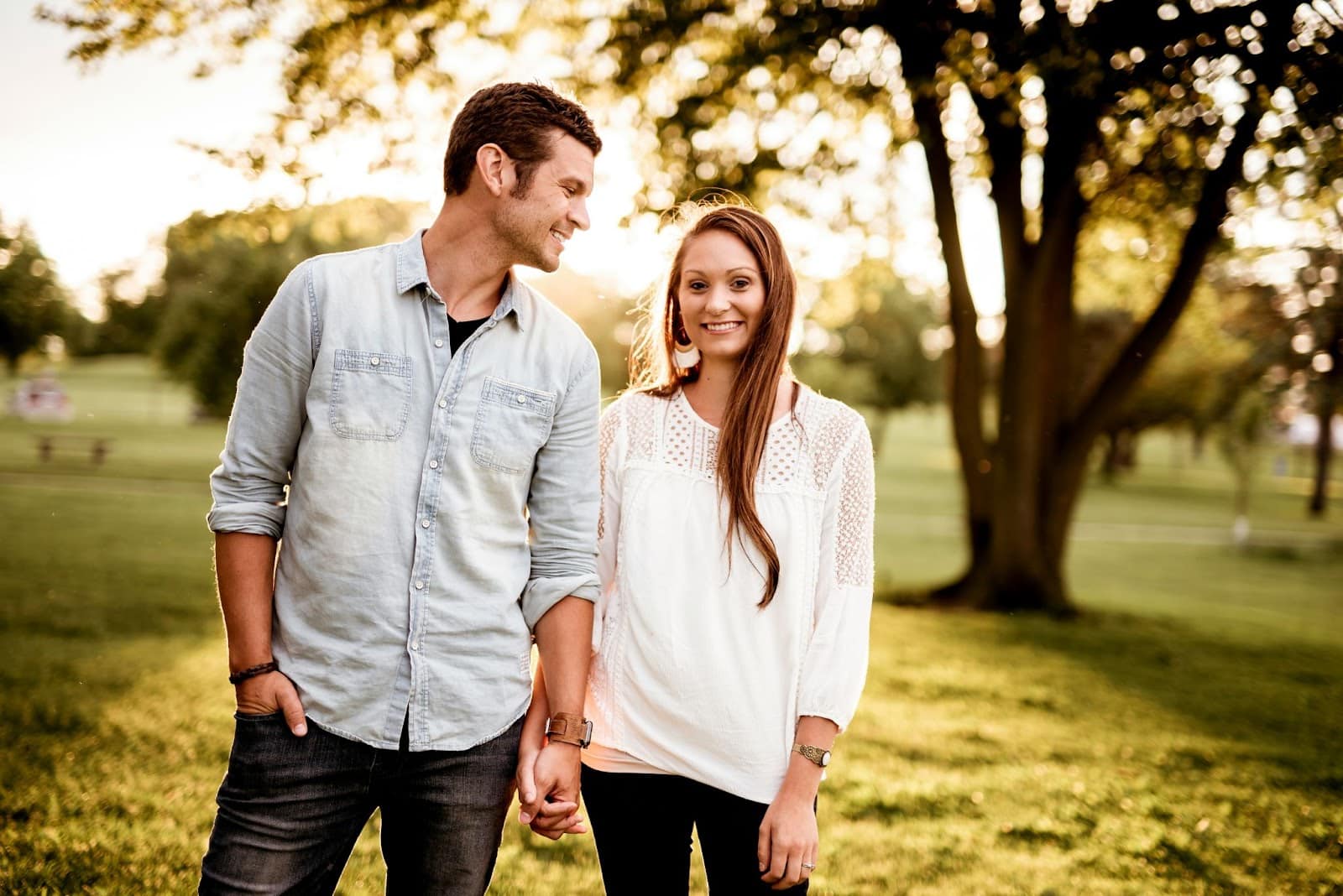 18 Things Strong Men Do Differently in Relationships