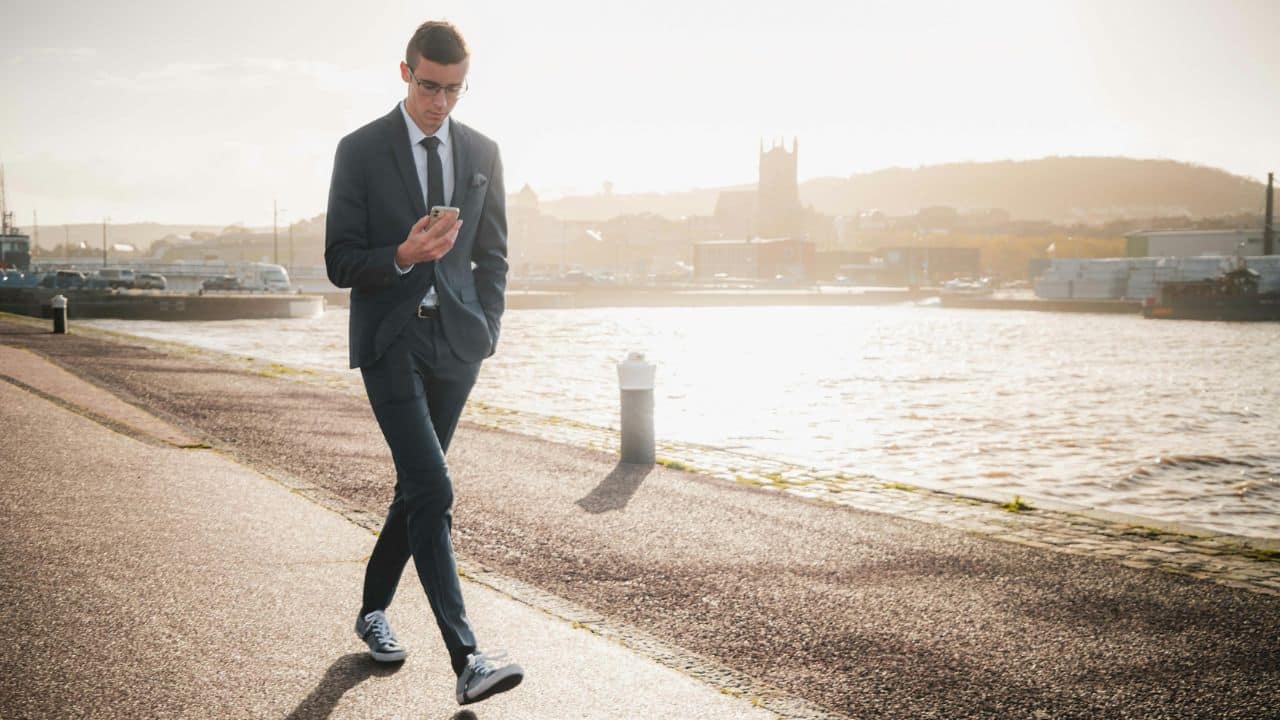 18 Harsh Reasons Men Would Rather Be Alone Than Nagged 24/7