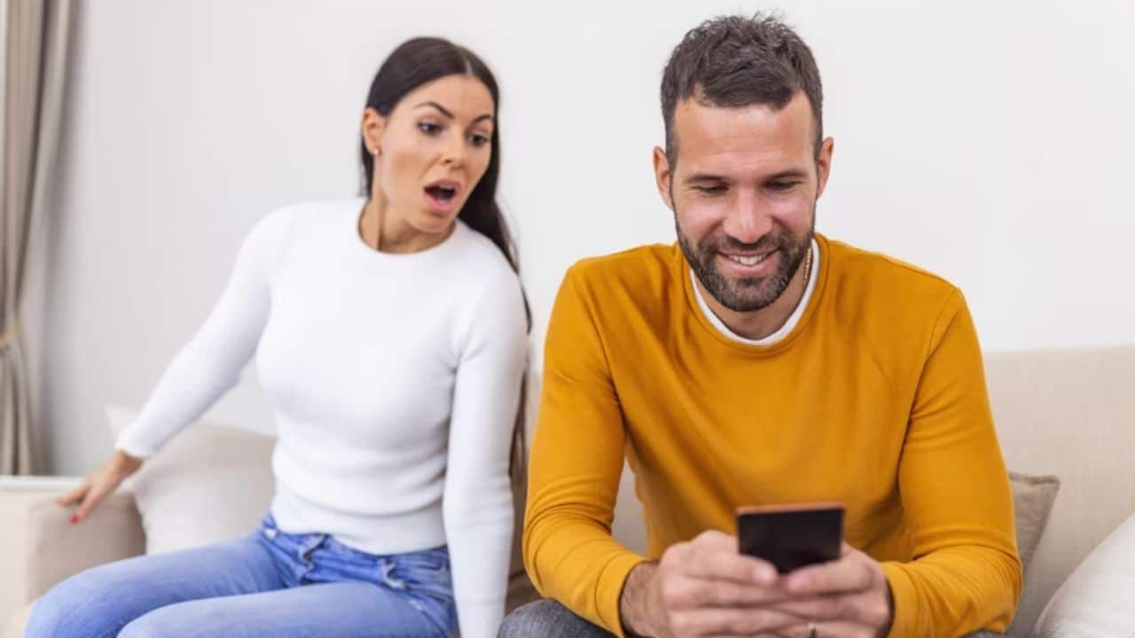 18 Things She Wants to Say But Bites Her Tongue