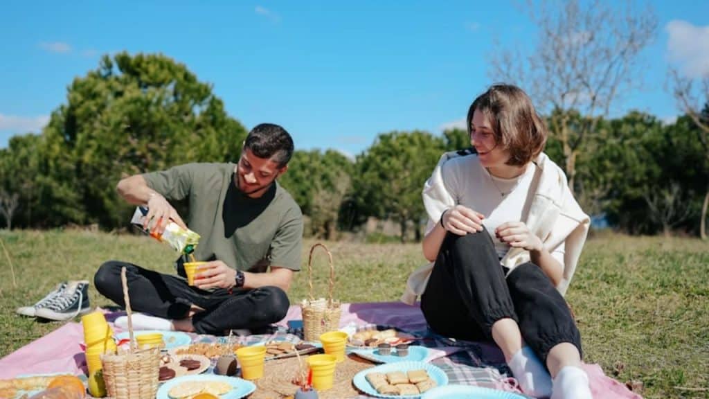 15 Ways Men Want Their Money Spent in a Relationship
