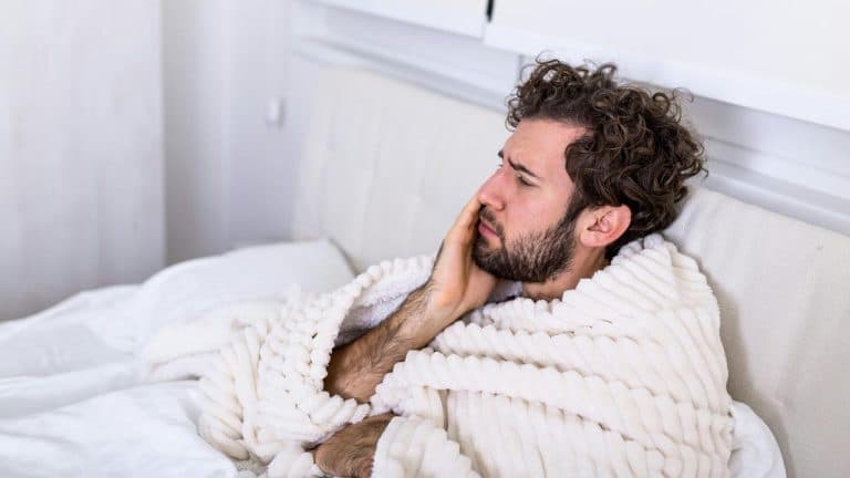 18 Signs Your Testosterone is Dropping (And What to Do)