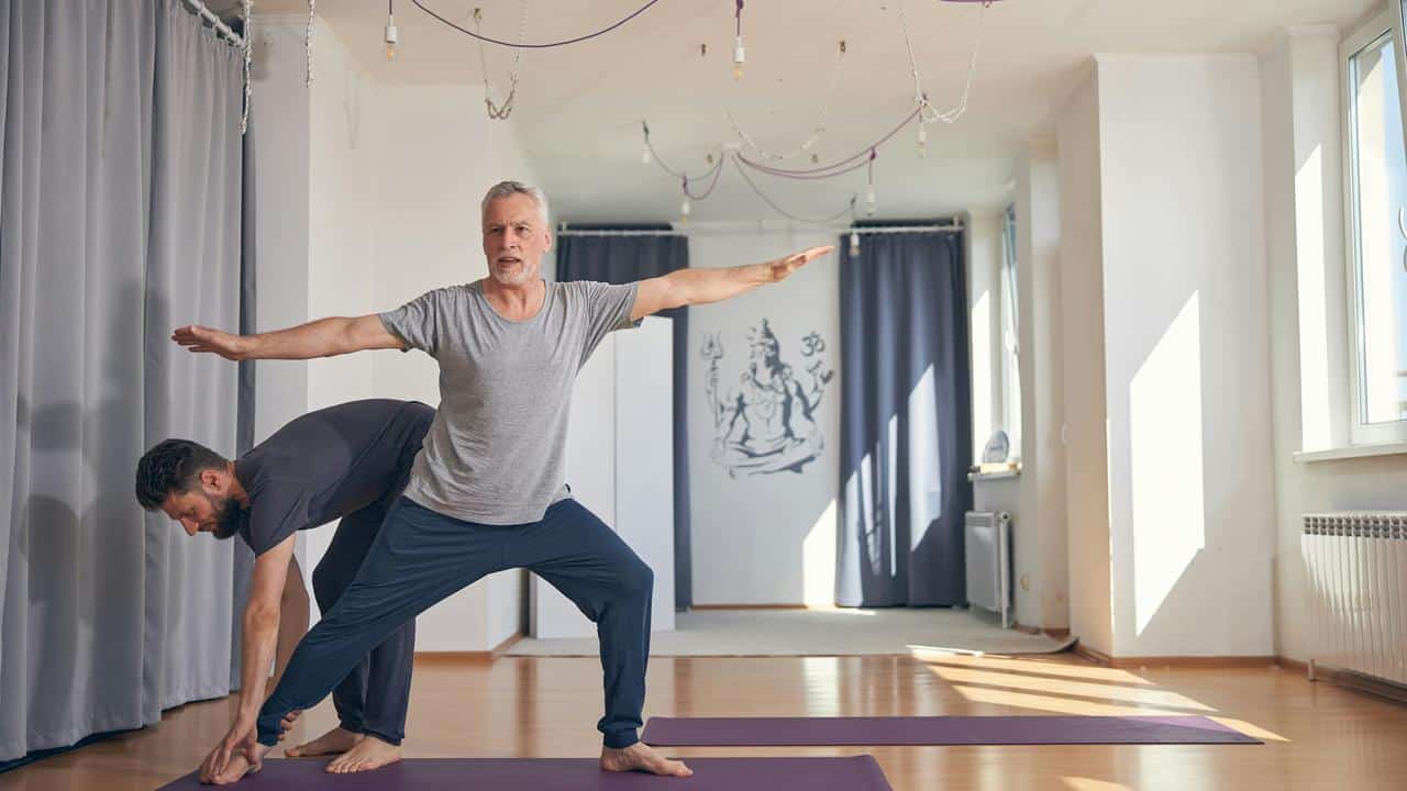 18 Doctor-Recommended Habits for Living Strong Into Your 60s